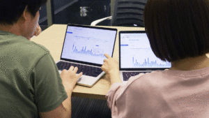 エンジニア組織の開発生産性が優れた企業「Findy Team+ Award 2023」〜250の企業と2,500を超えるチームから38社を選出〜 | ニュース | ファインディ株式会社 ...