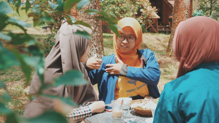 Responsive assistance - Open Briefing